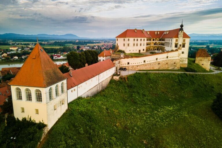 15 Unique Castles in Slovenia to Visit (Plus An Unexpected Bonus ...
